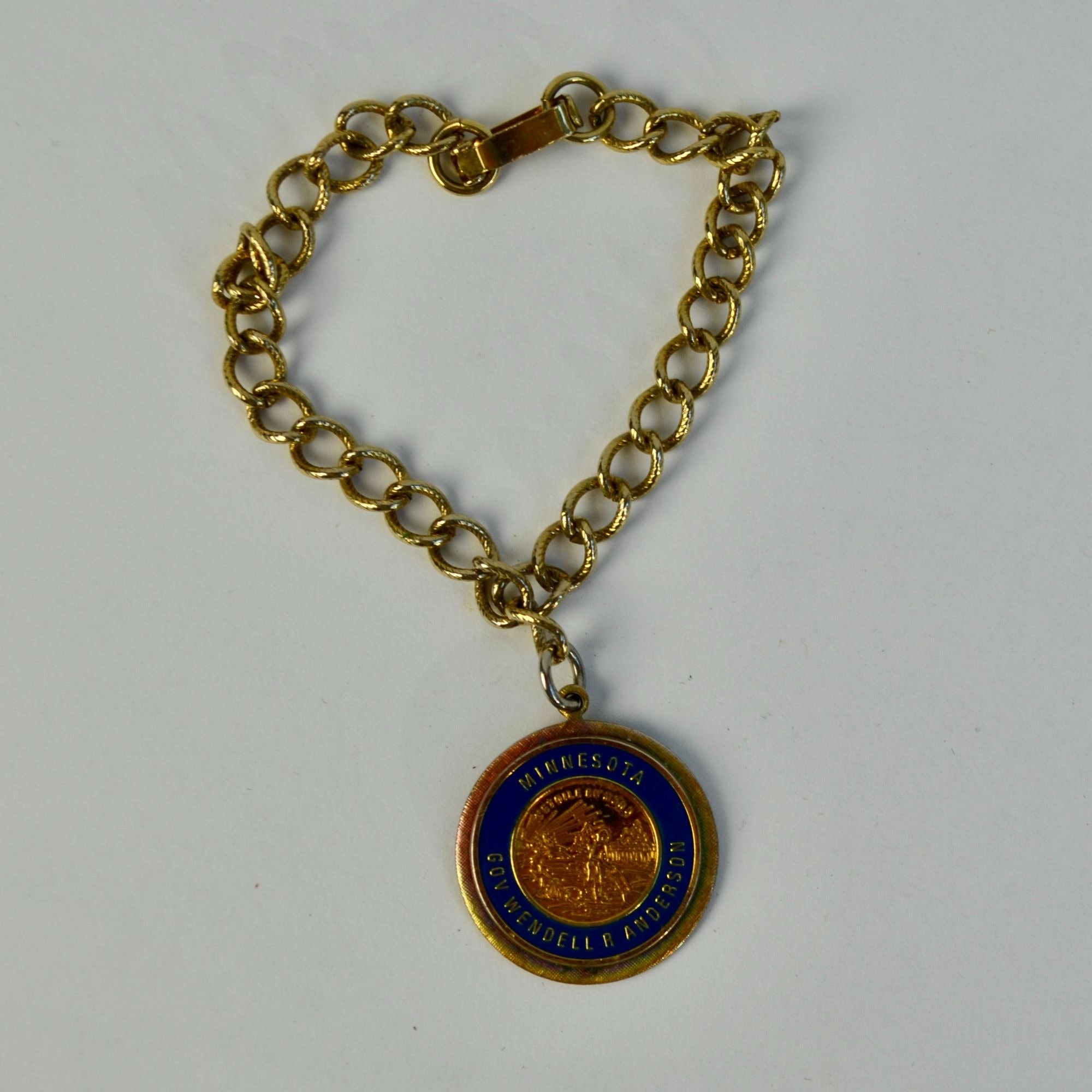 Minnesota Governor Wendell R Anderson Seal Bracelet – Sunrise Pickers